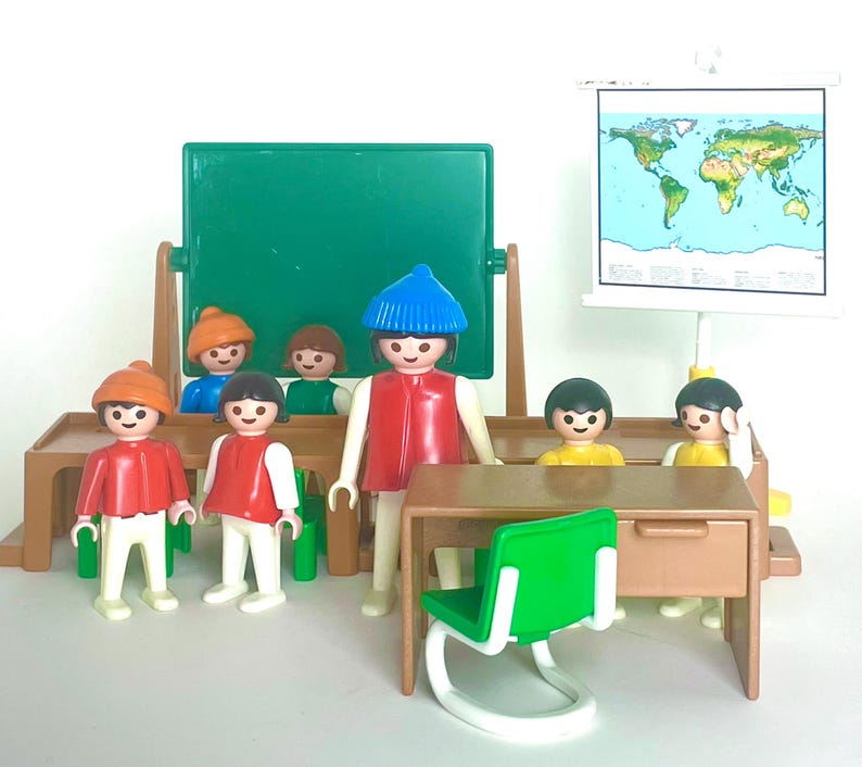 Playmobil Custom Classroom With Teacher, Students and Accessories ...