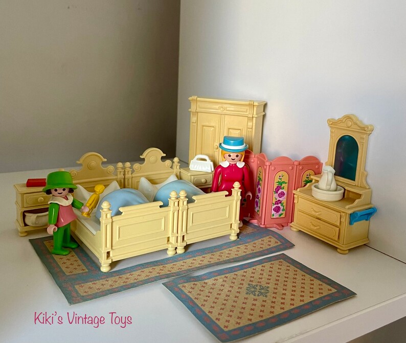 Playmobil Set 5321 Victorian Mansion Master Bedroom Yellow - Etsy Playmobil Set 5321 Victorian Mansion Master Bedroom Yellow - Etsy