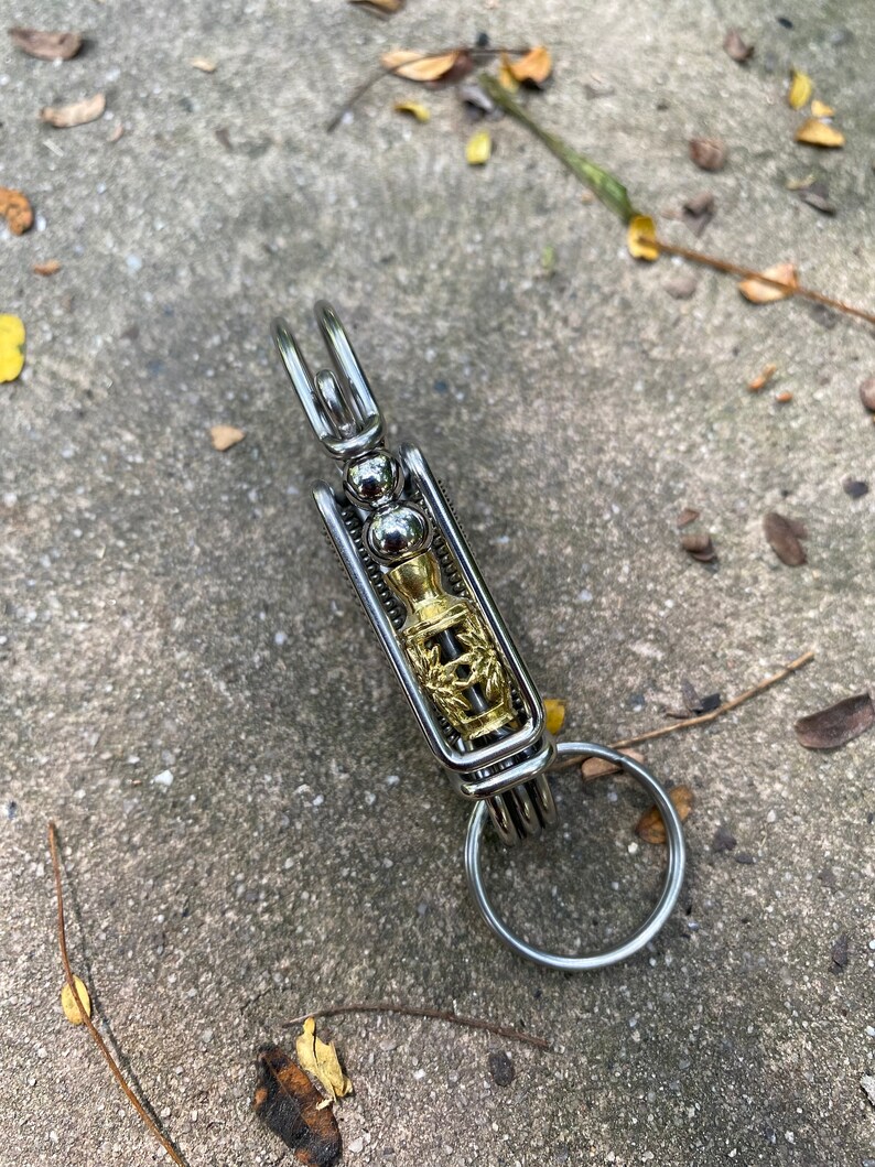 Wire Wrapped Carabiner Keychain With Flower Vase Charm, High Quality ...