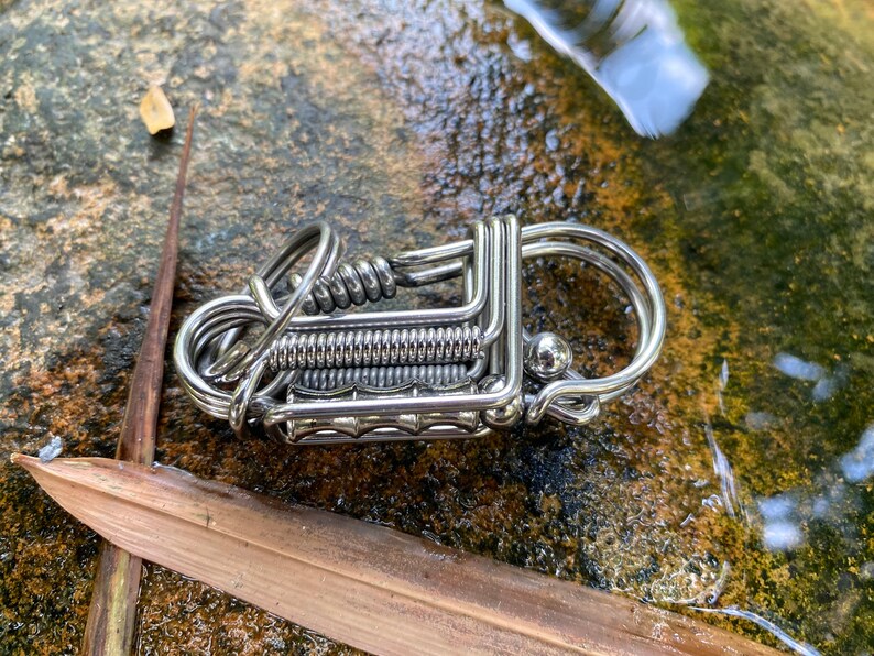 Handmade Metal Wire Carabiner Keychain With Cylinder Pattern - Etsy