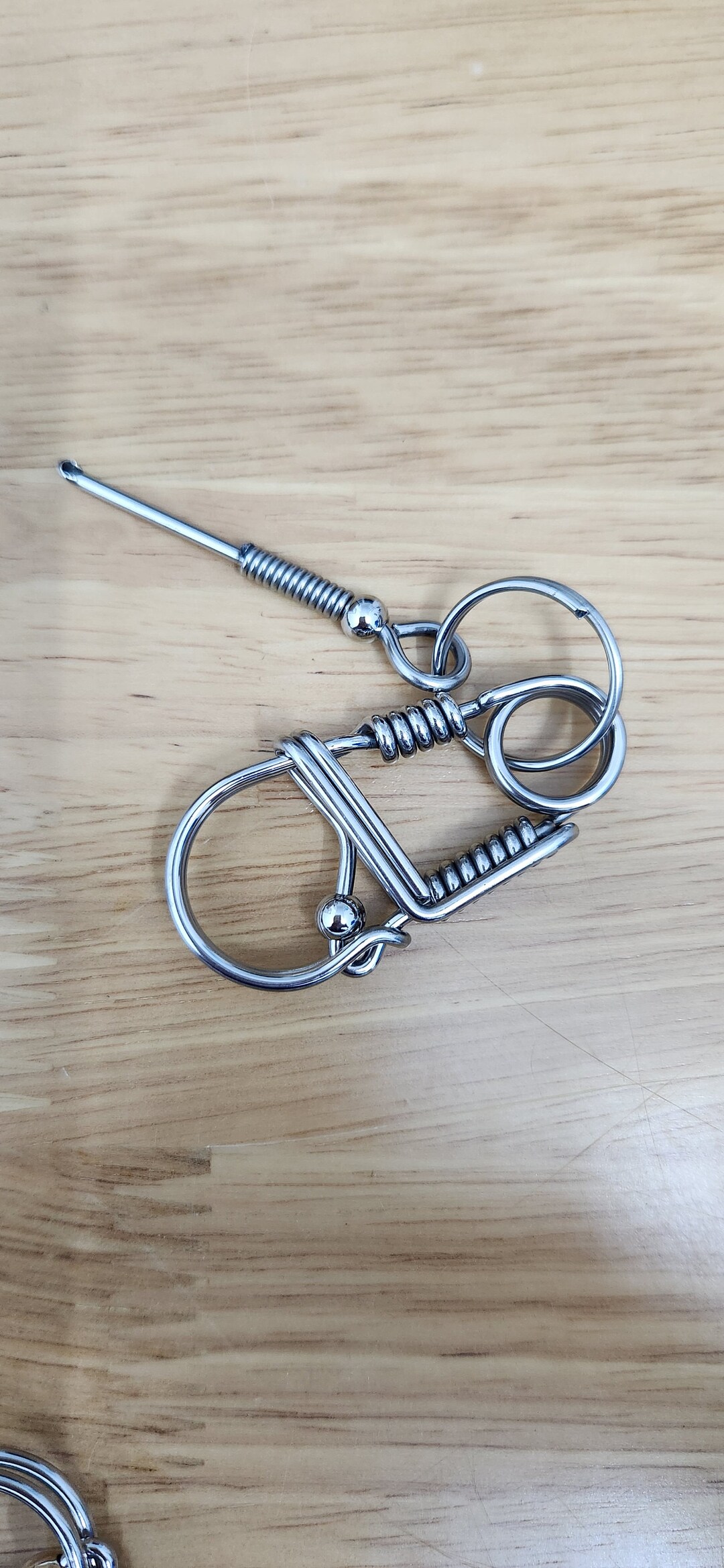 Minimalist Unique Wire Carabiner Keychain, Super Durable Keychain ...