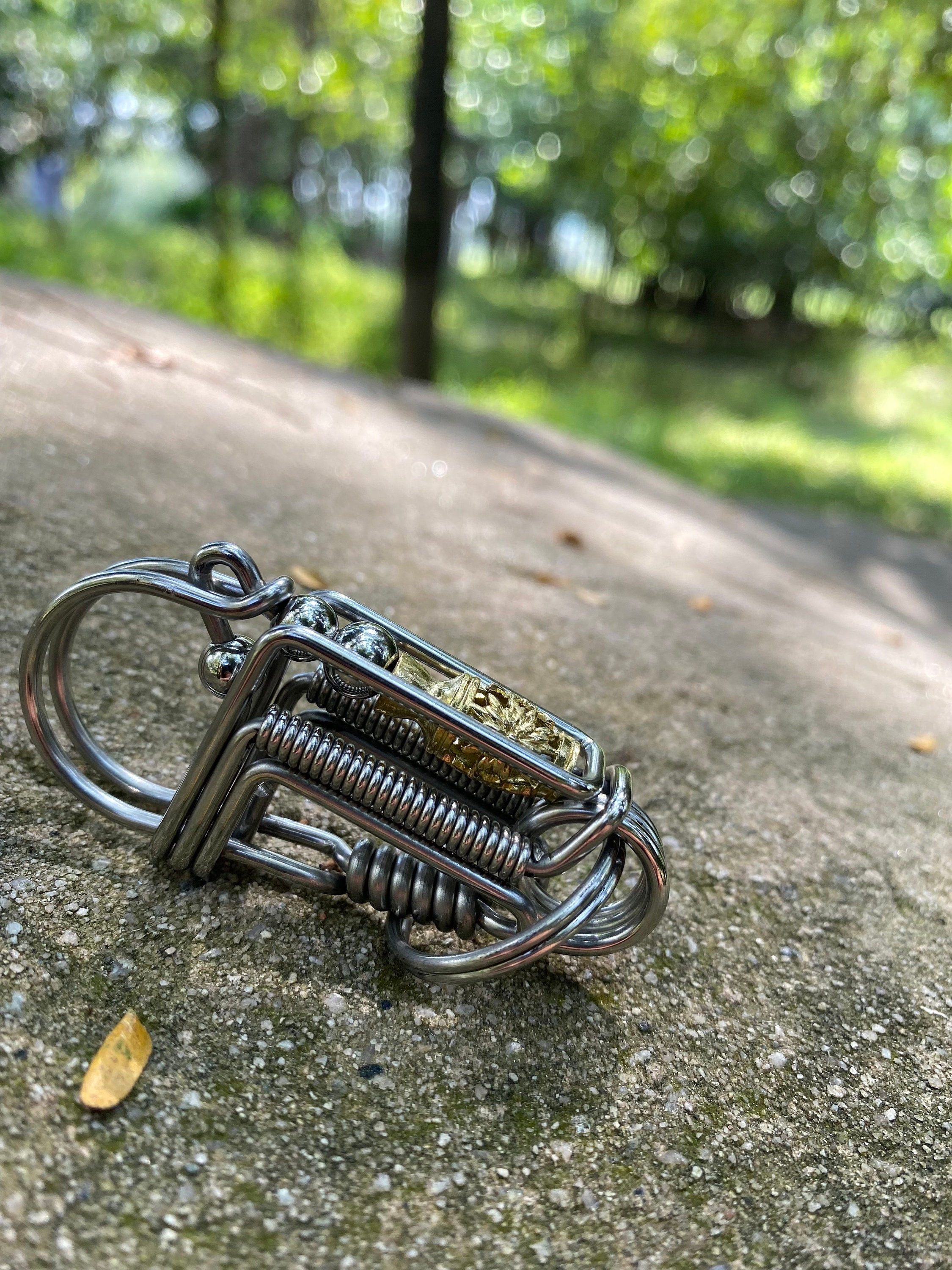 Wire Wrapped Carabiner Keychain With Flower Vase Charm, High Quality ...