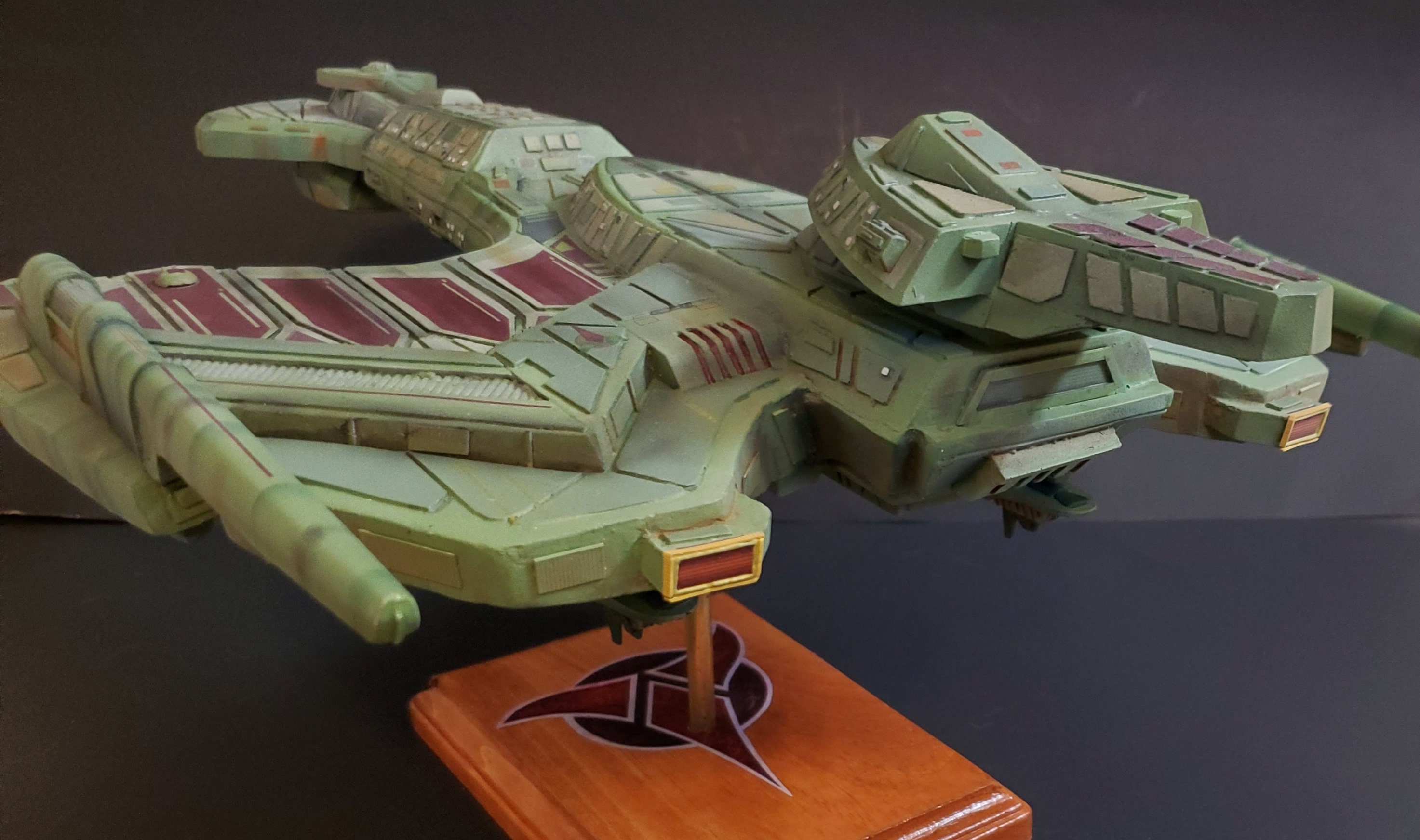 MASSIVE Fully Finished 1/1400 Scale Star Trek Klingon Negh'var Class ...