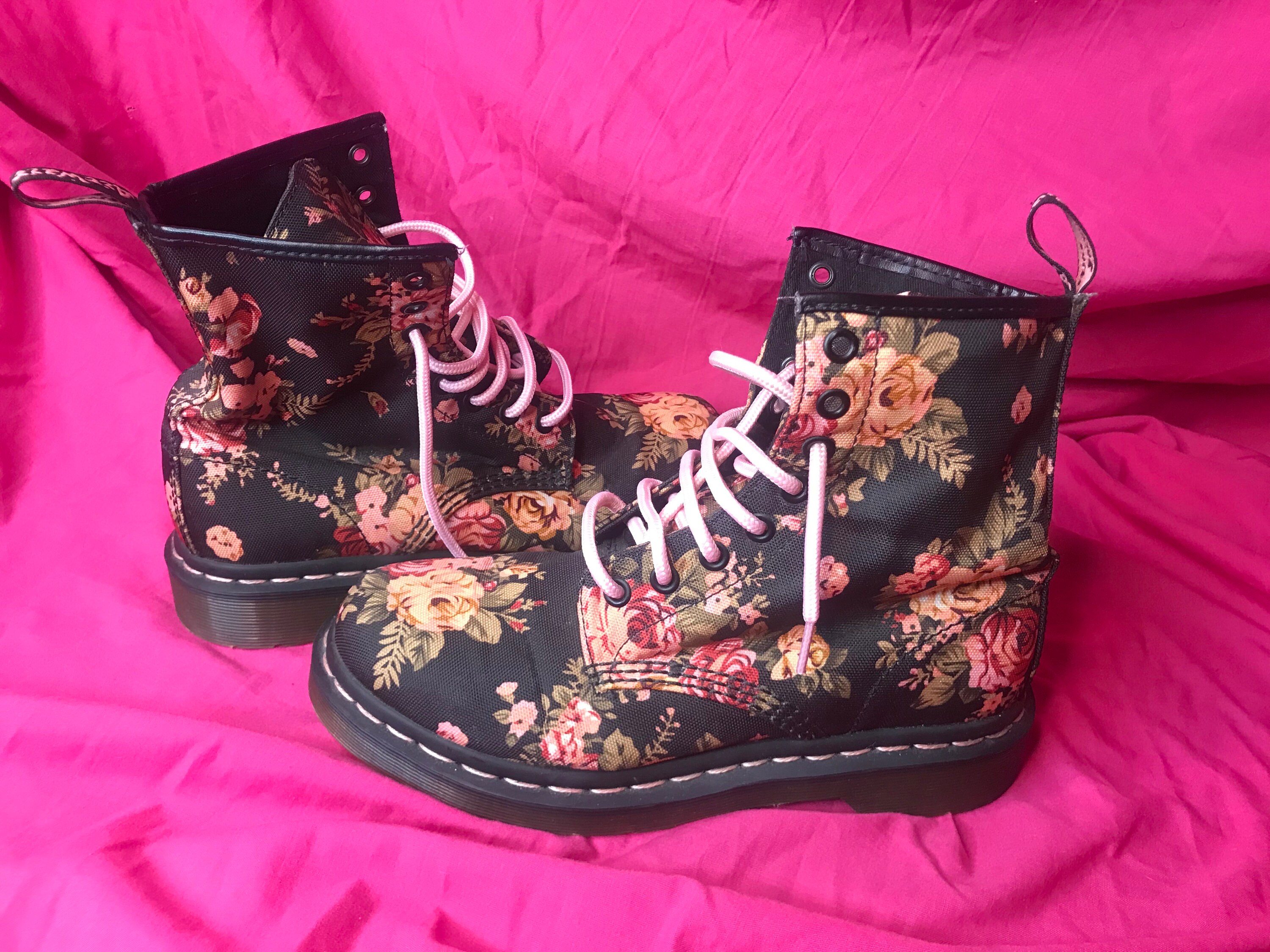 The Original Doc dr Marten's Airwair With Air Cushioned Soles Flowery ...