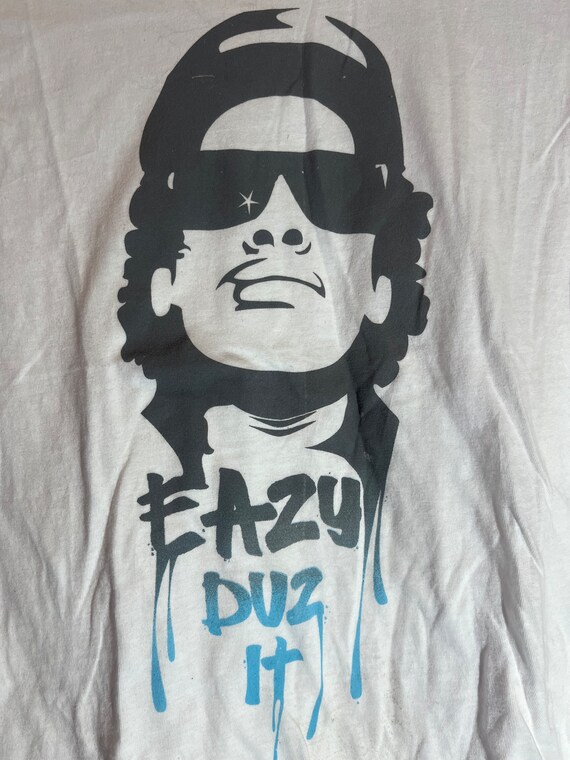 Eazy e small white graphic vintage preowned tshirt - Gem