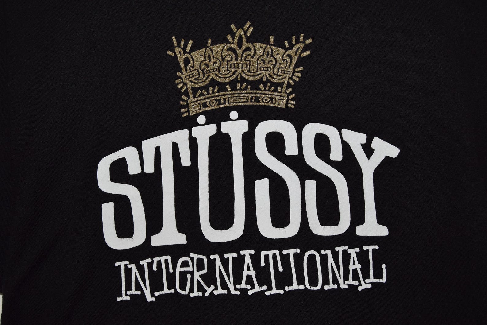 Vintage Stussy International T-shirt - Cool Streetwear Style, Retro ...