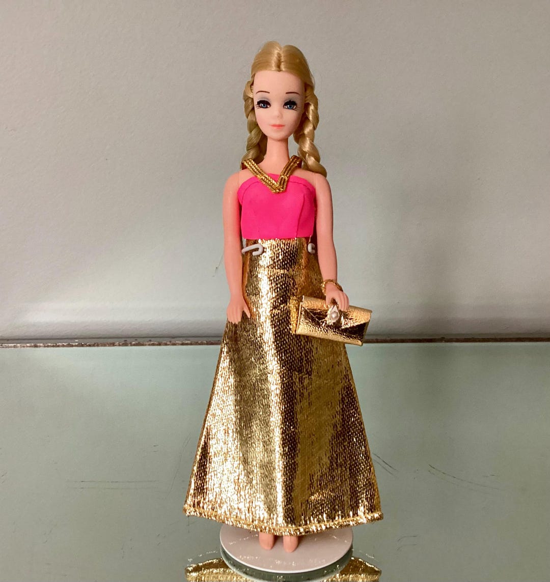 Dawn Doll DINAH, Wearing Dawn’s DRESS Shop Gown, Long Blonde Hair in 2 ...
