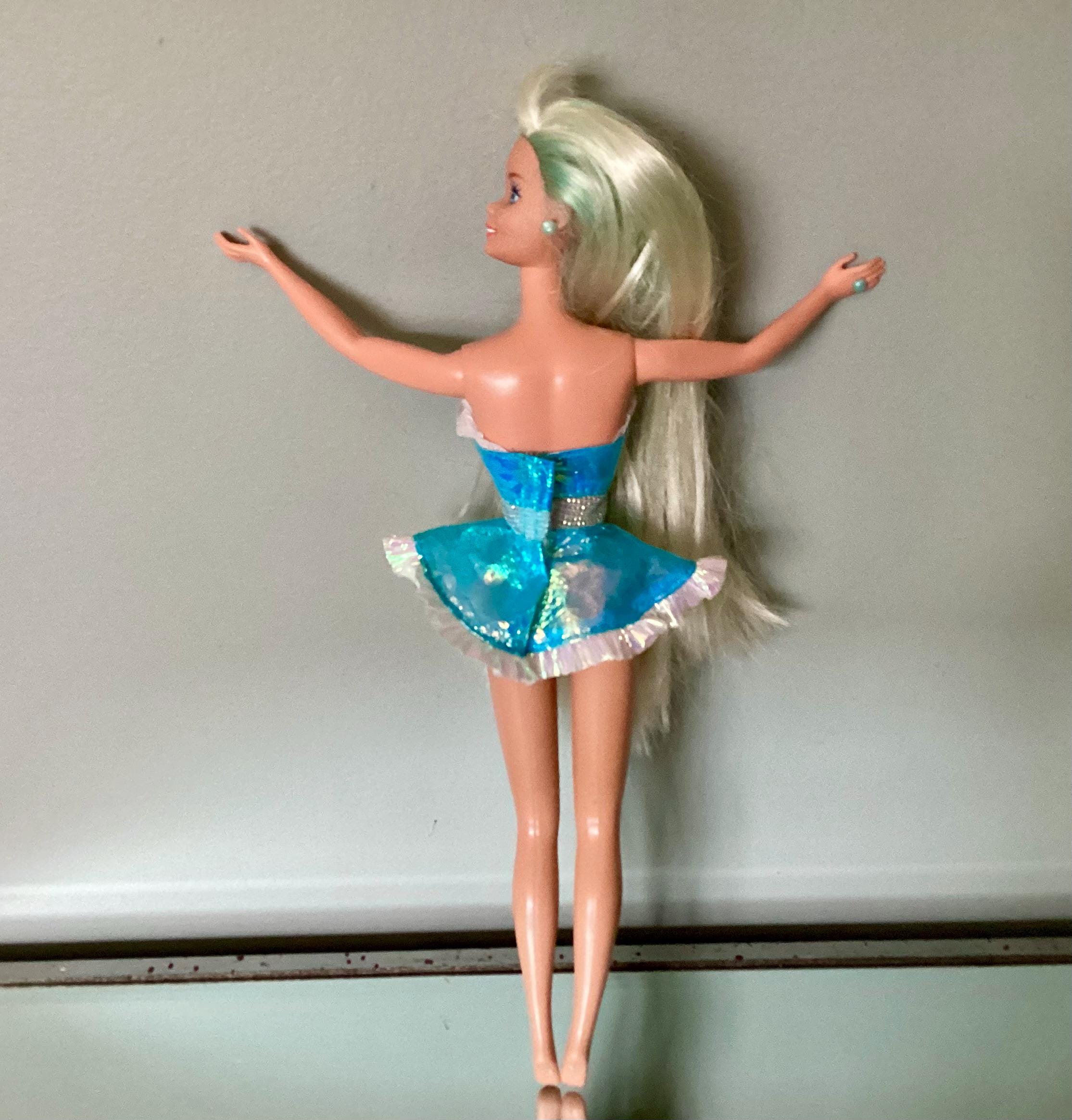 FOAM ‘n COLOR Barbie, Long Blonde Hair, IRIDESCENT Blue Dress, Blue ...