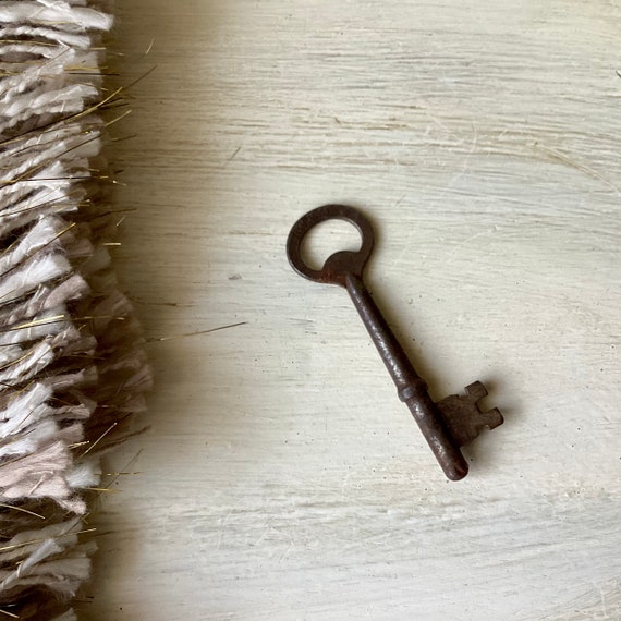 Skeleton Key 2 1/2 Inch Authentic Norwalk Beautiful | Etsy