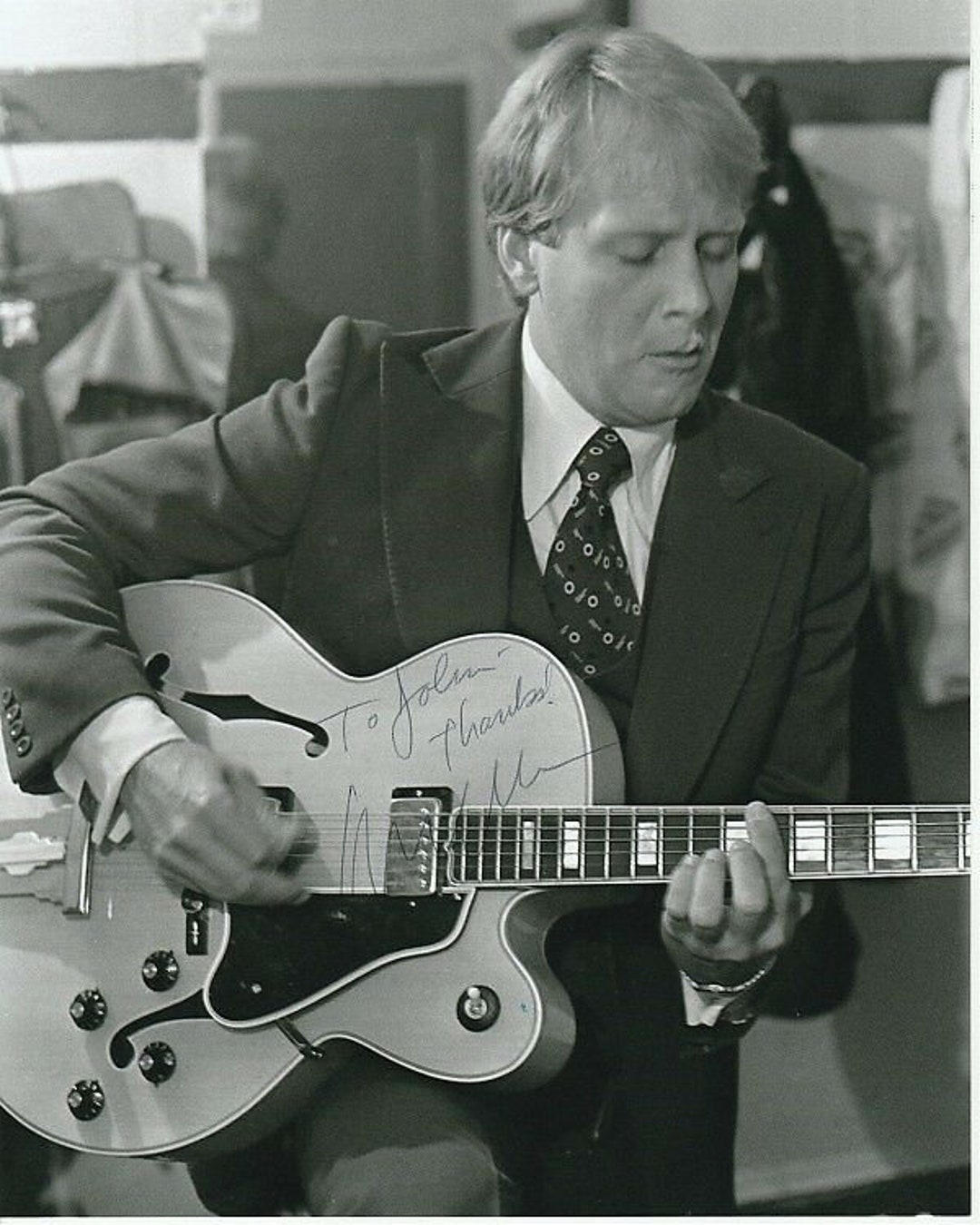 Martin Mull Autographed Signed 8x10 Guitar Photograph - to John - Etsy