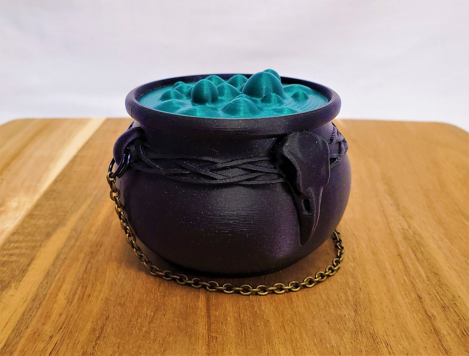 Witch's Cauldron Bowl With Bubbling Potion Lid and Chain - Spooky ...
