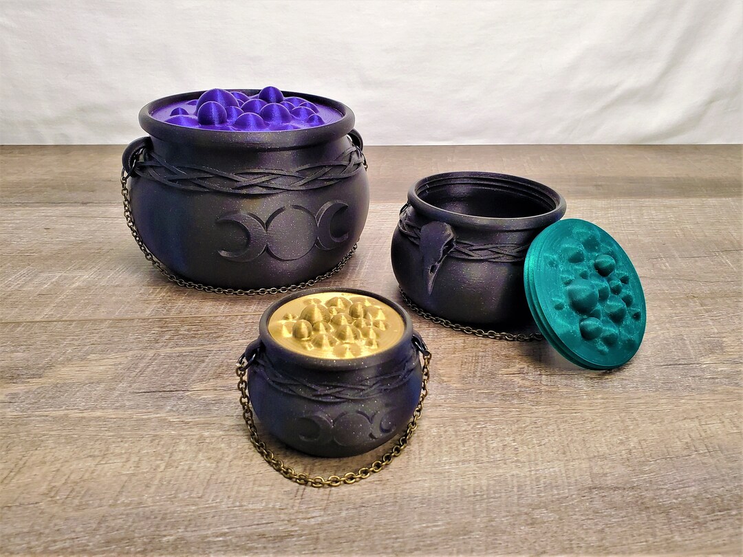 Witch's Cauldron Bowl With Bubbling Potion Lid and Chain - Spooky ...