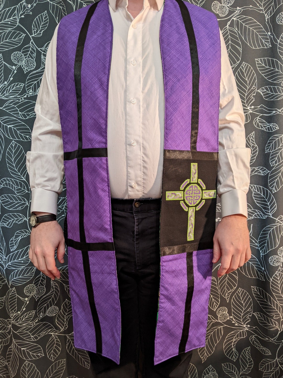 Celtic Cross Stole for Clergy; Lent and Palm Sunday Theme With Cross ...