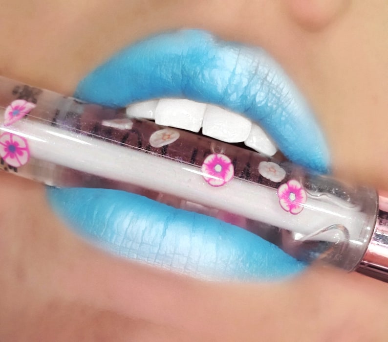 Metallic Finish Liquid Lipstick | Blue Moon Long Wear Lipstick| Sky ...