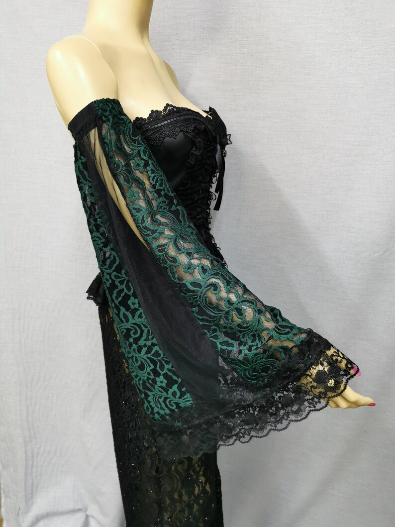 Victorian Lace Puffed Sleeves: Gothic Vampire Style for Open Dresses ...