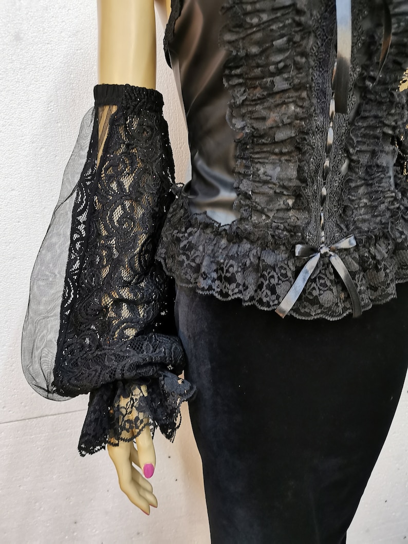 Victorian Lace Puffed Sleeves: Gothic Vampire Style for Open Dresses ...