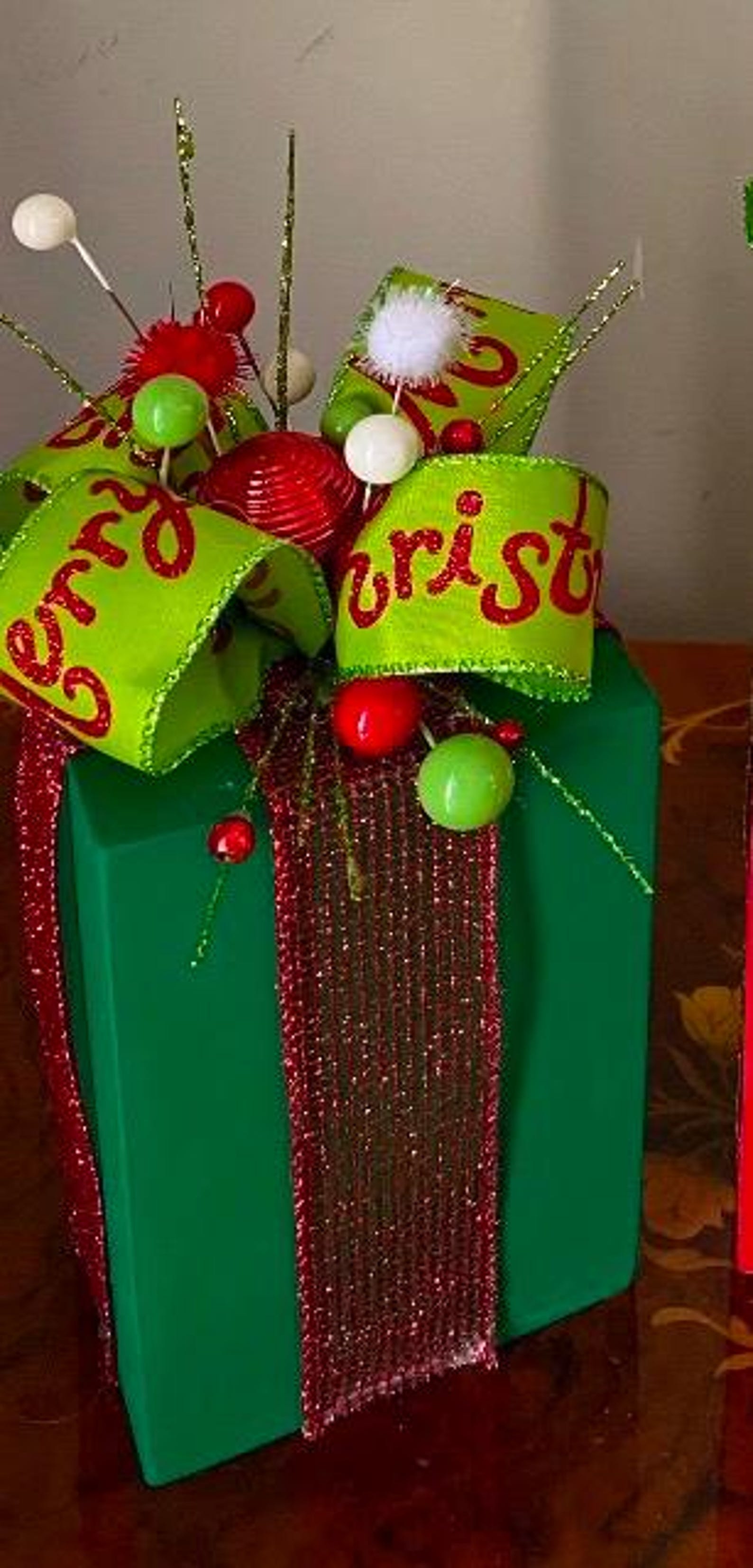 Wooden Grinch Christmas Presents: Decorative Block Set of 3 - Etsy