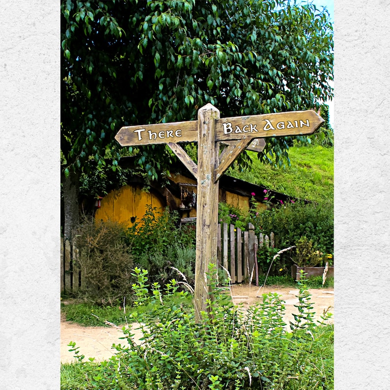 Hobbiton Sign Post Art Print: Lord of the Rings Inspired - Etsy