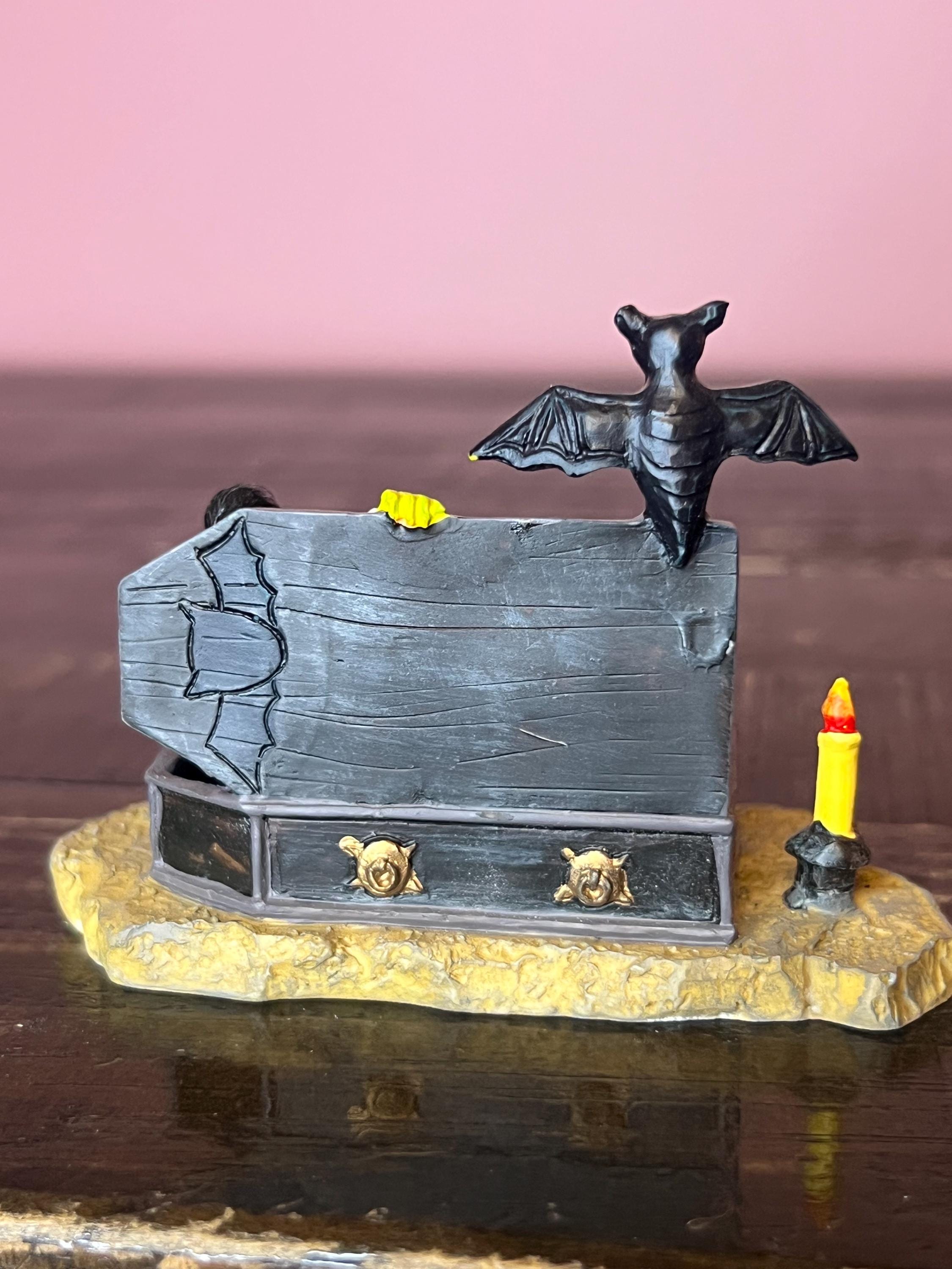 Lemax: Vampire in Casket- Spooky Town Halloween Series; LEMAX RETIRED ...