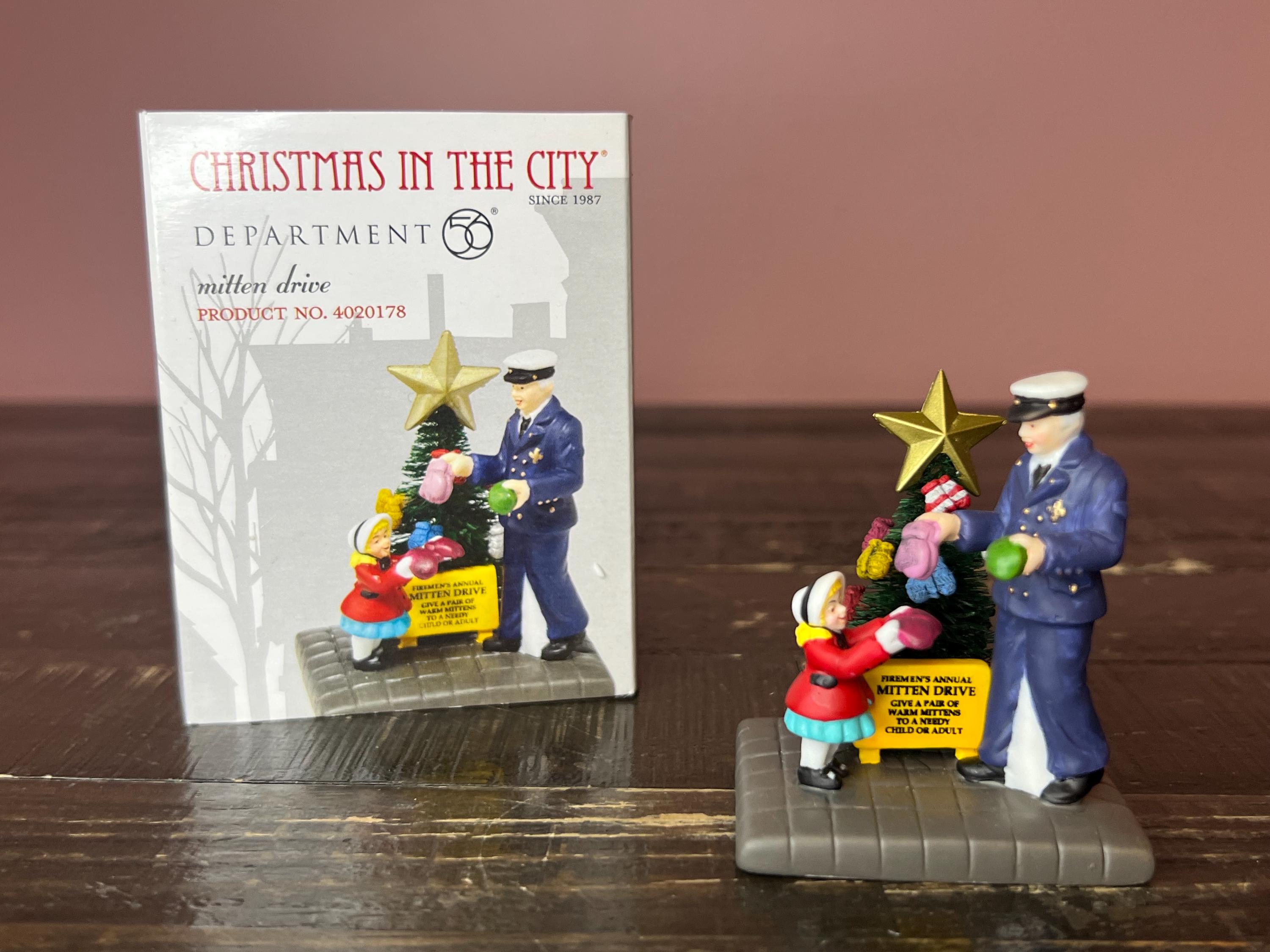 Dept 56: Mitten Drive - Christmas in the City Series; Department 56 ...