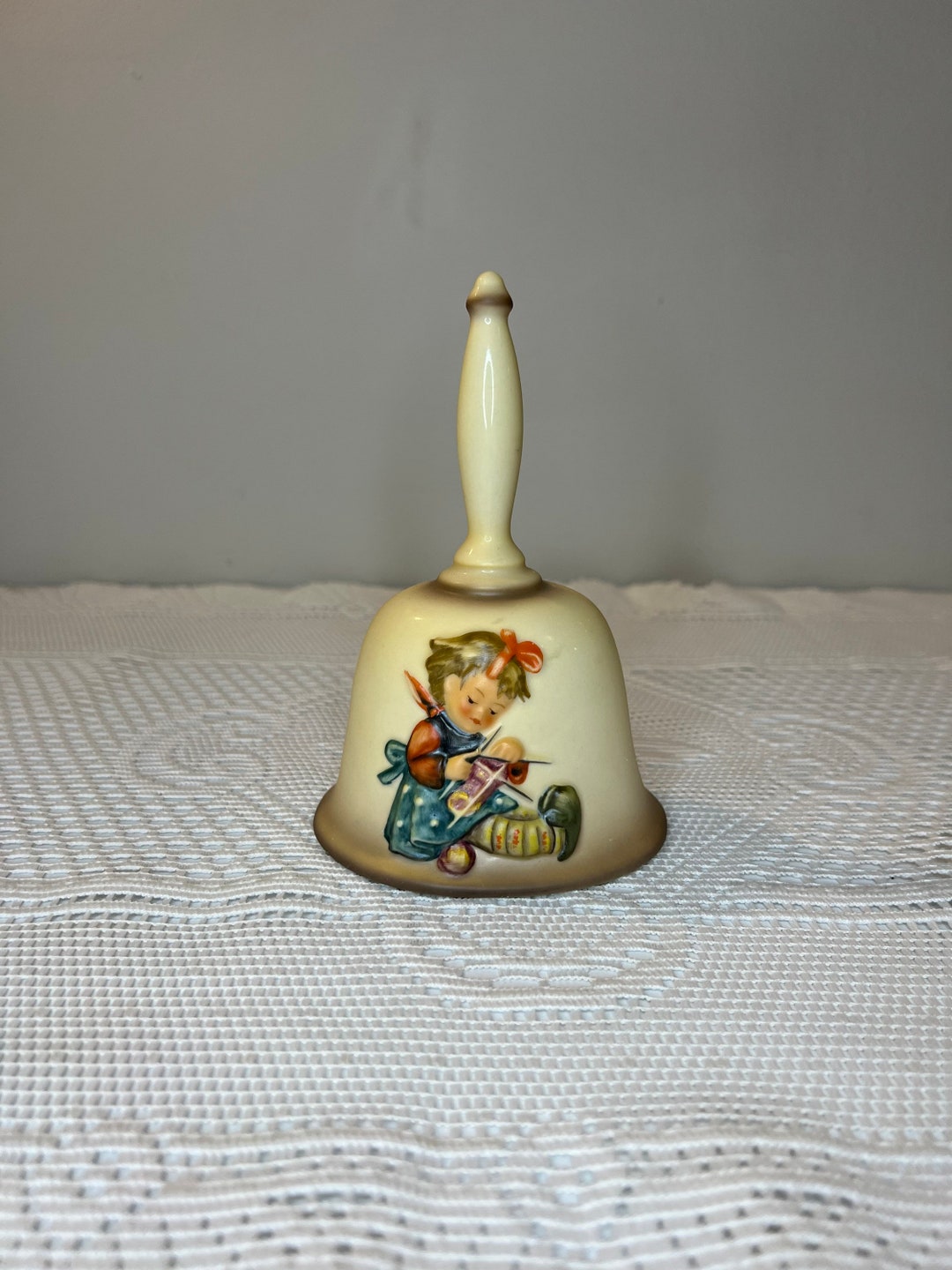 1983 Goebel Hummel Bell; Sixth Edition Annual Bell Hum705, Antique ...