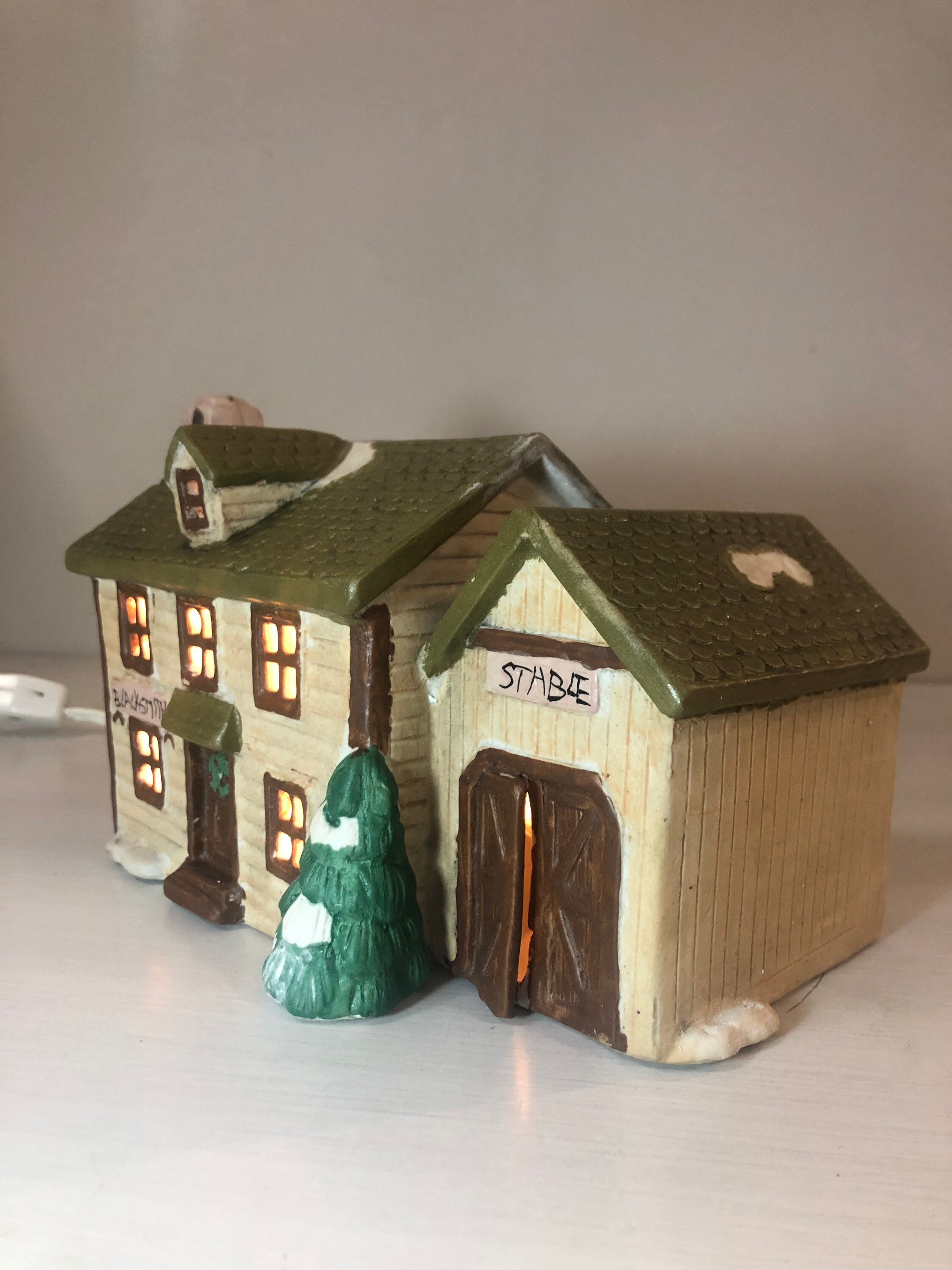 1989 Vintage Colonial America Collection Blacksmith/stable - Etsy