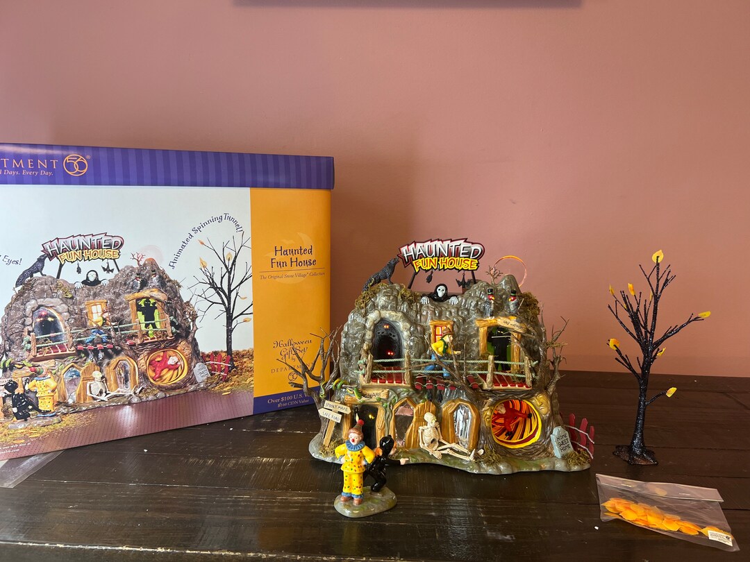 Dept 56: Haunted Fun House Gift Set - Snow Village Halloween Series ...