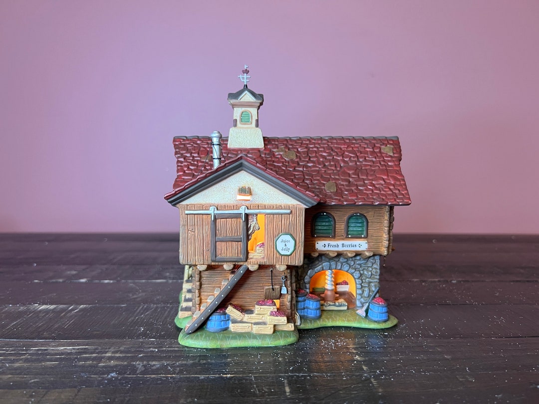 Dept 56: the Cranberry House- New England Village Series; Department 56 ...