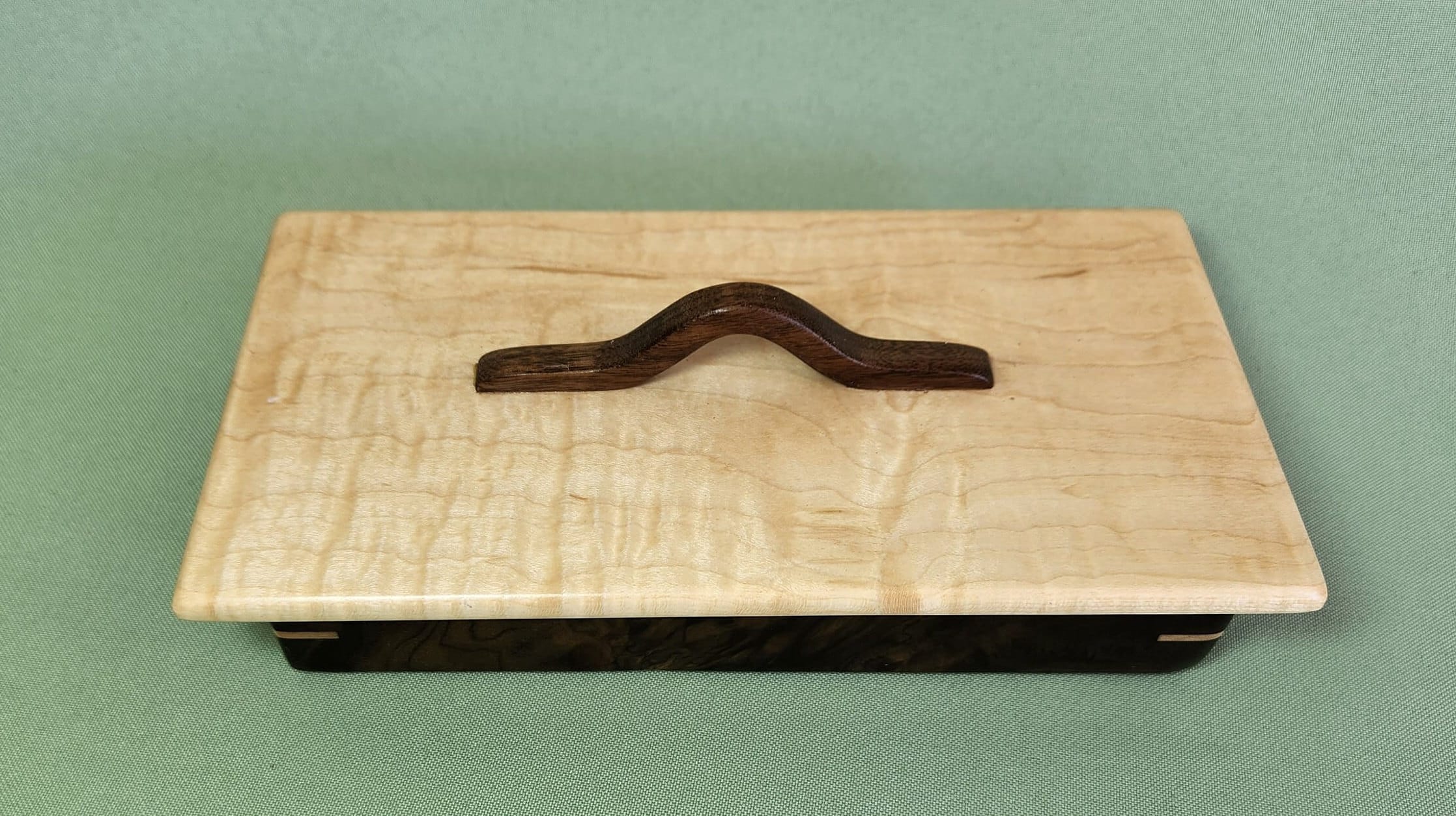 Claro Walnut and Curley Maple Box With Maple Accents and Removable Lid ...