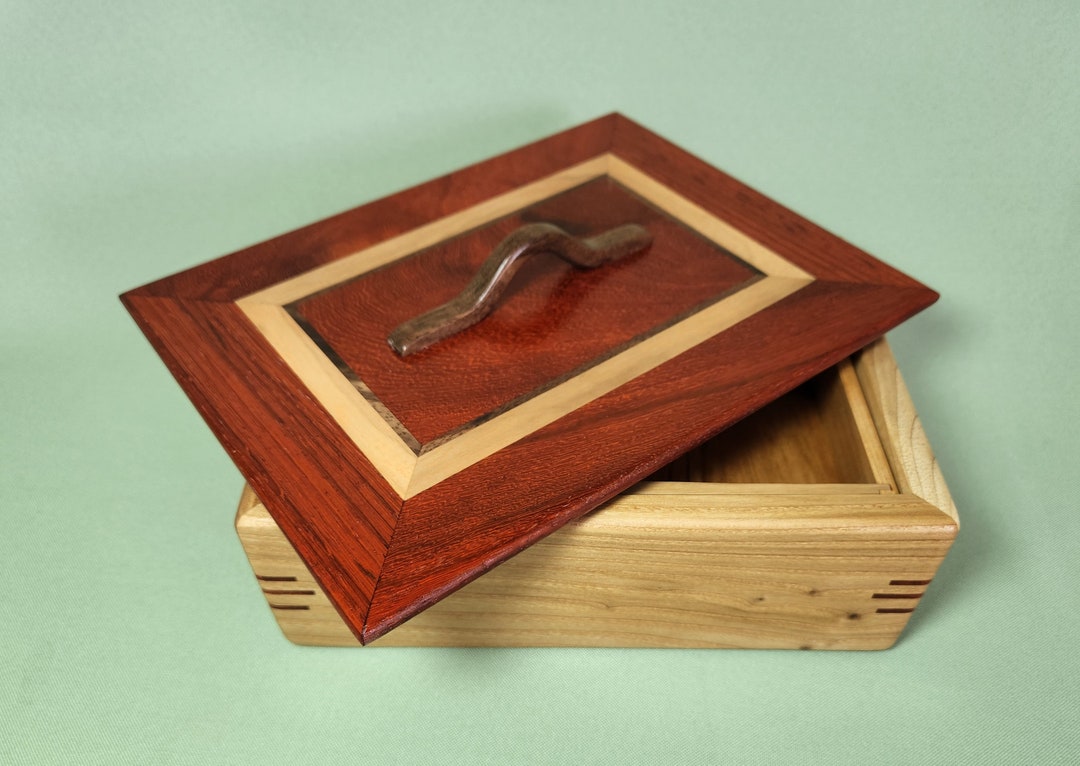 Myrtle Wood and Padauk Box With Walnut Accents, Removeable Lid and ...