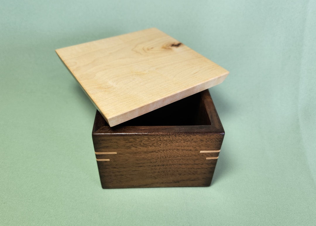 Walnut and Curley Maple Box With Maple Accents and Removable Lid - Etsy