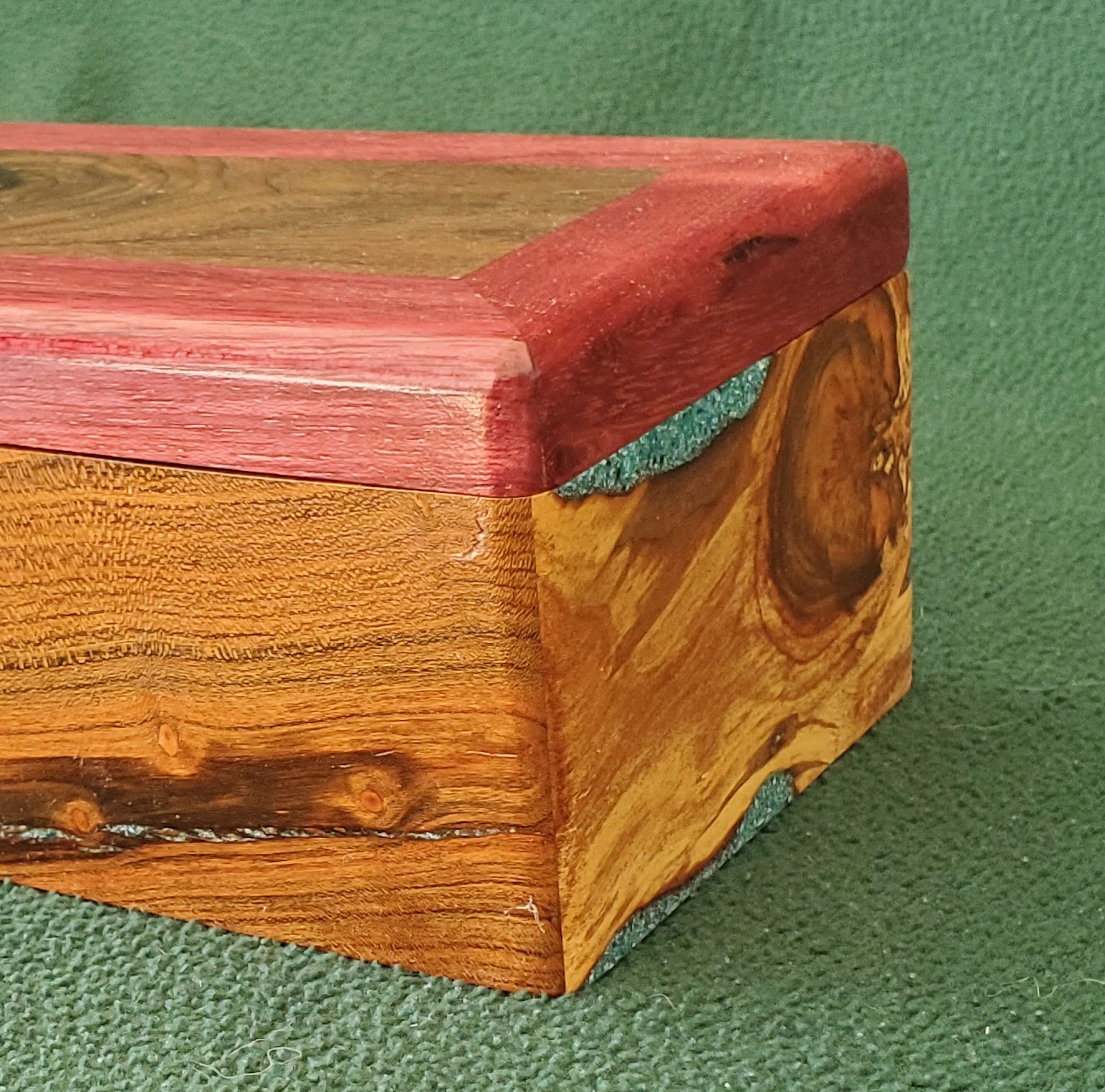 Olive Wood Box With Purple Heart and Walnut Lid With Turquoise Inlay - Etsy