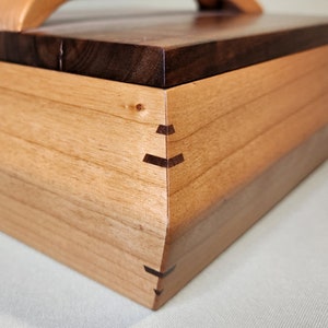 Walnut, Alder, With Turquoise Inlay Box - Etsy