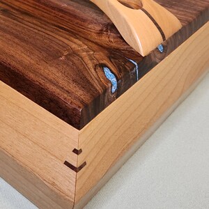 Walnut, Alder, With Turquoise Inlay Box - Etsy