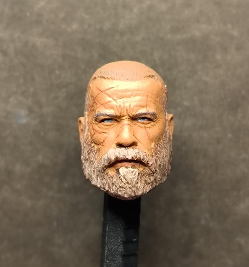 360 OLD DUTCH, Veteran Alien Hunter, Player by Arnold Schwarzenegger ...