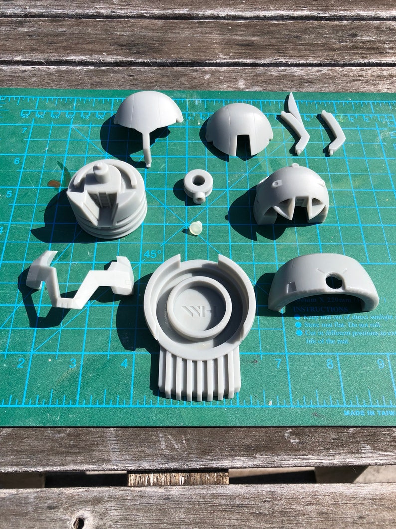 1/48 Zudah Bust 3d-printed Gundam Resin Model Kit - Etsy