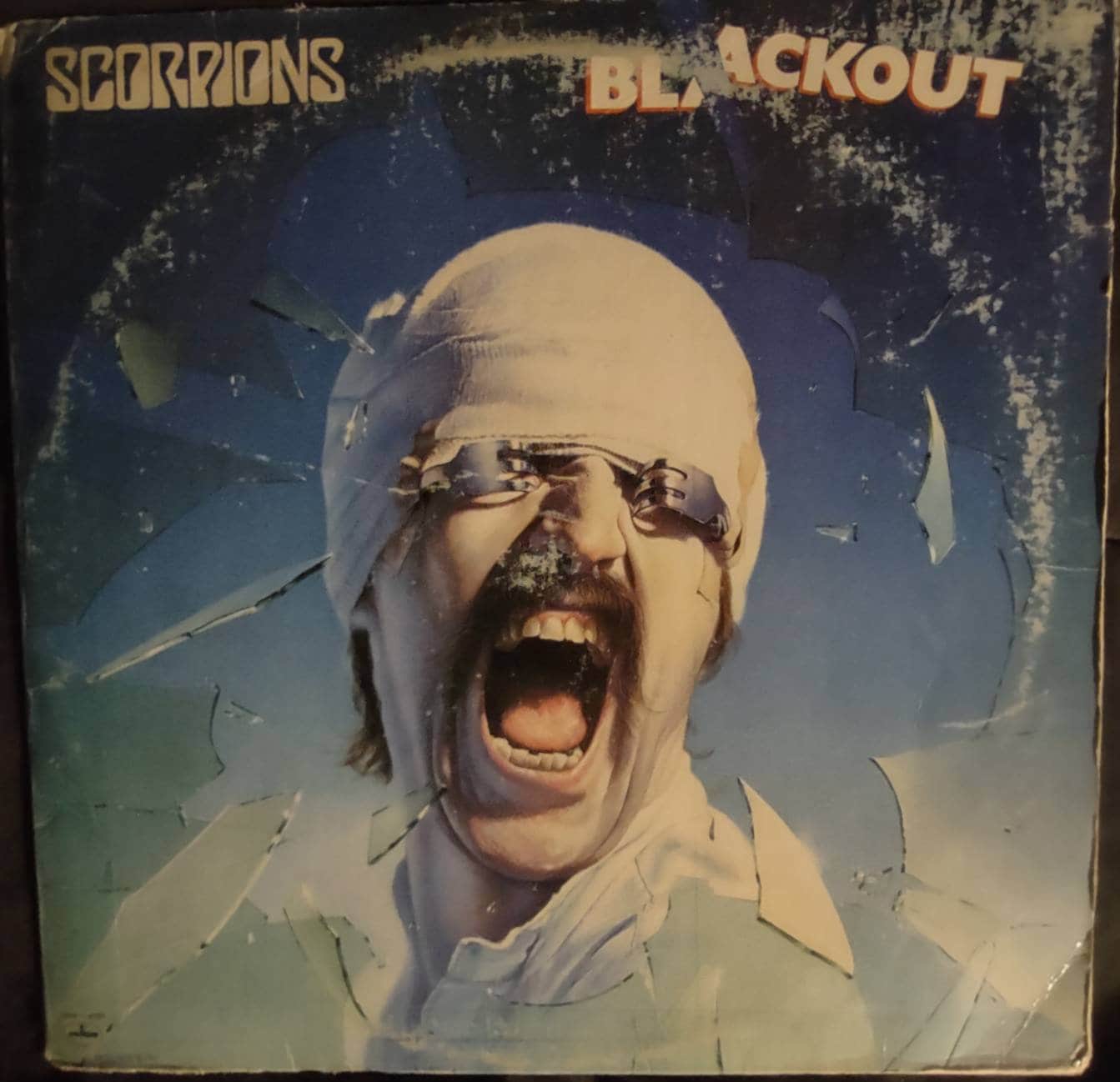 Scorpions Blackout Album Cover