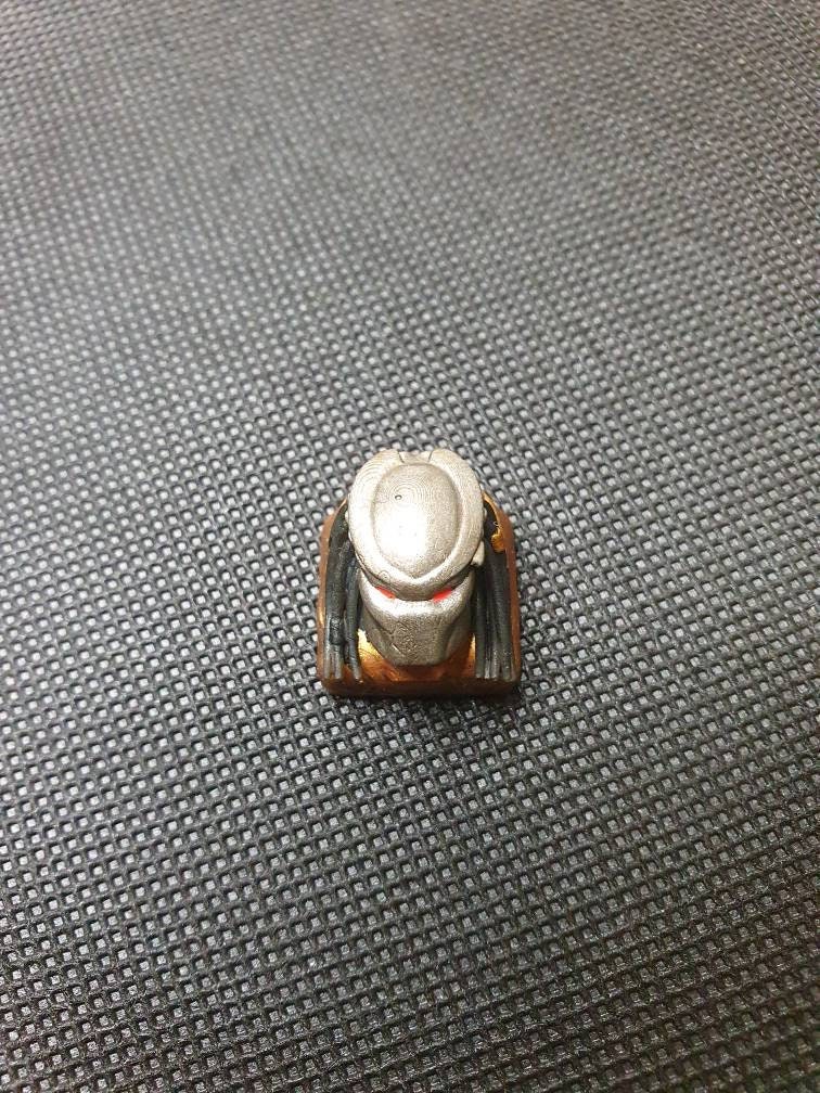 Artisan Custom Keycaps Keyboard the Predator Monster Alien - Etsy