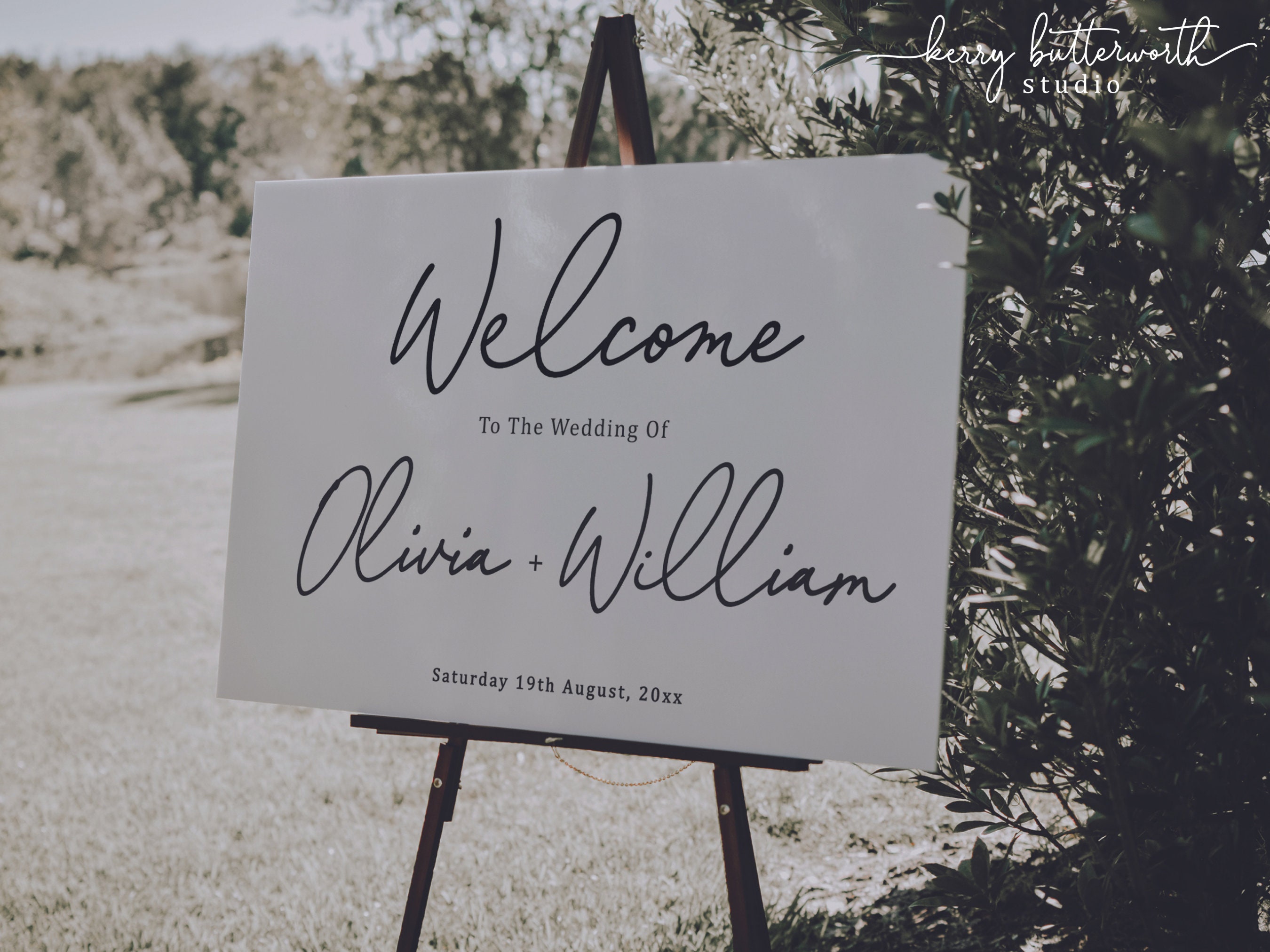 Olivia Welcome Sign Landscape Modern Handwritten Font Large Easel Sign ...