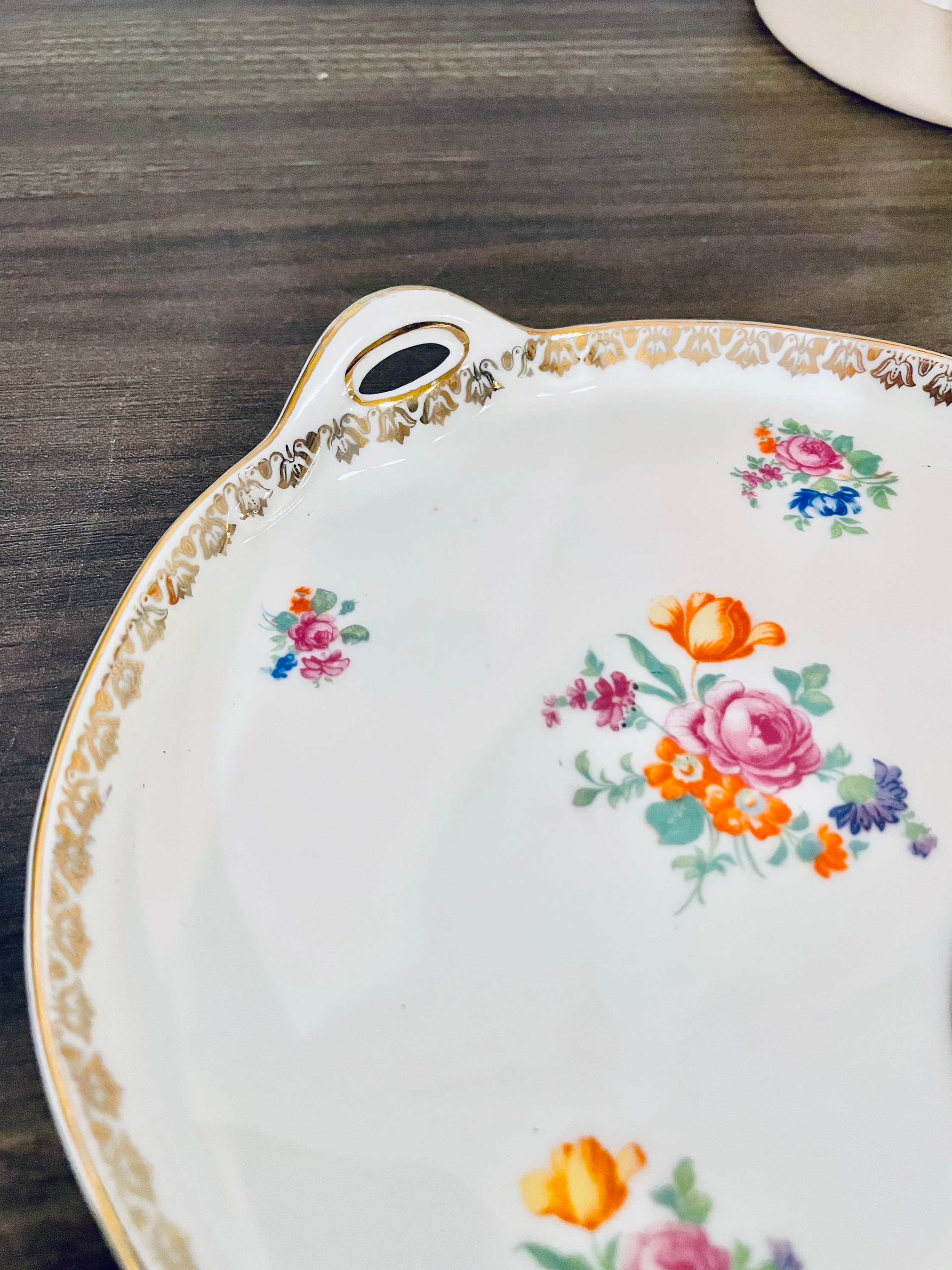 Beautiful Vintage Made in Czechoslovakia Tea Cup Set With Snack Plate ...