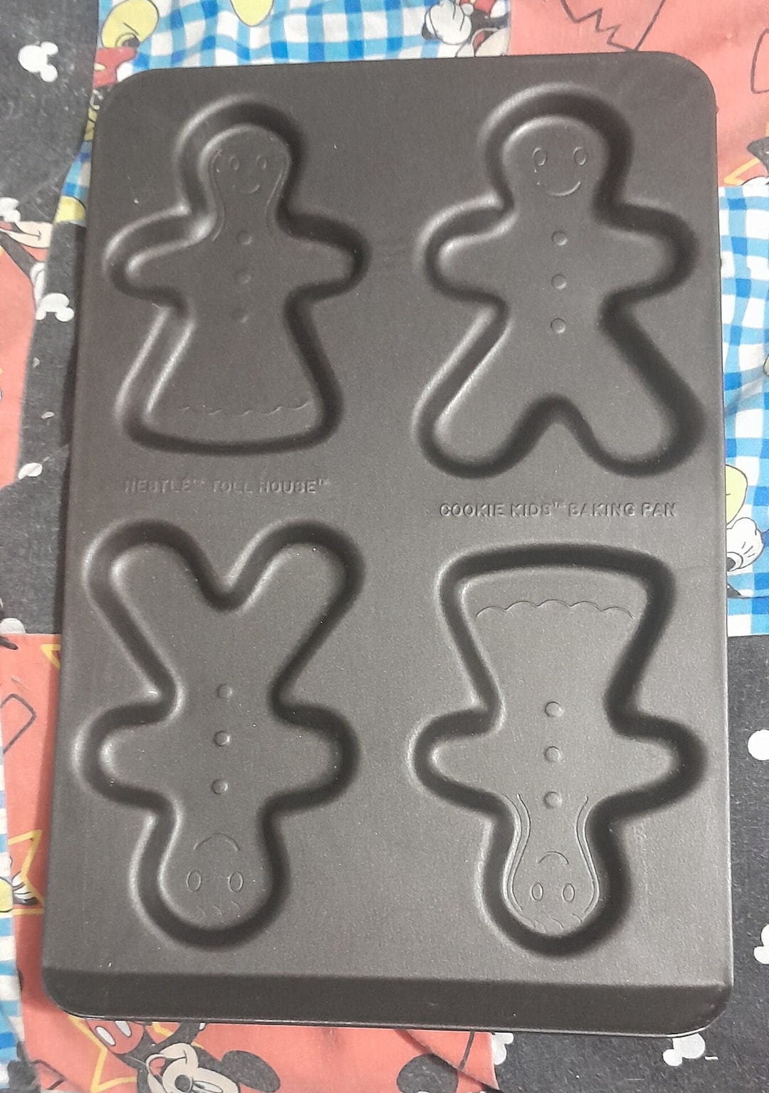 Nestle Tollhouse Cookie Kids Baking Pans Gingerbread Man/ - Etsy