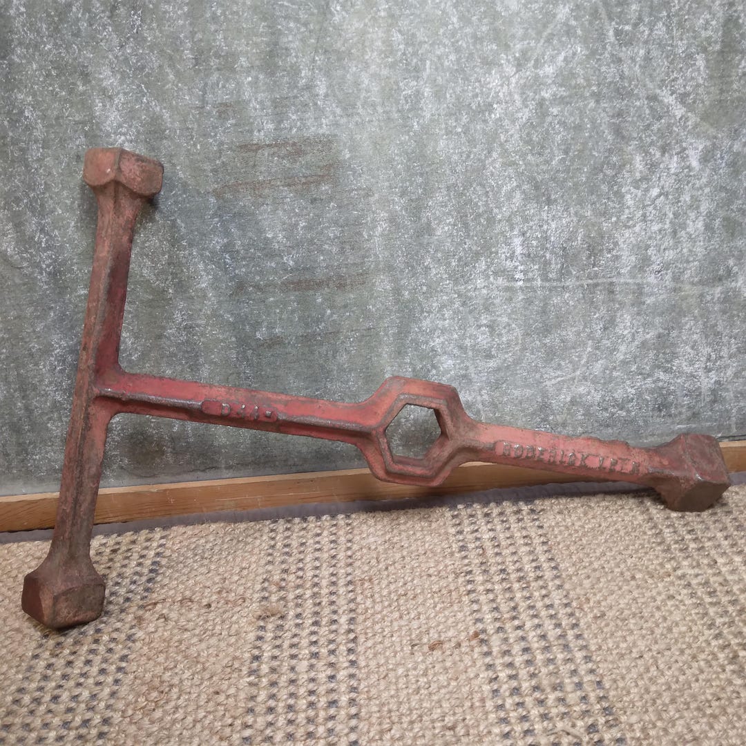 Vintage Roderick Lean D44 Cultivator T Wrench Farm Tool Primitive ...