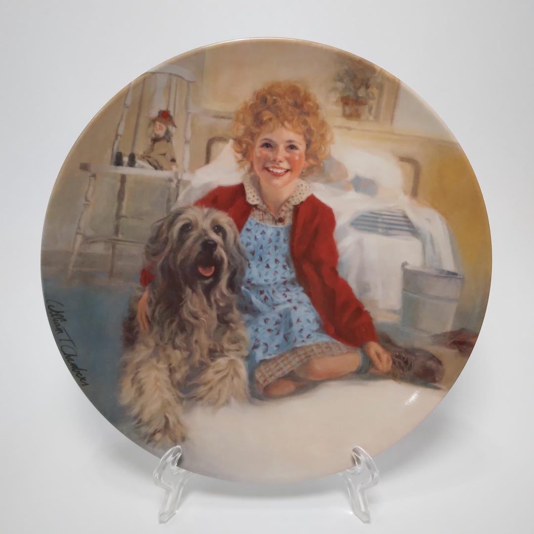 1982 Little Orphan Annie and Her Dog Sandy Collectible Wall Plate ...