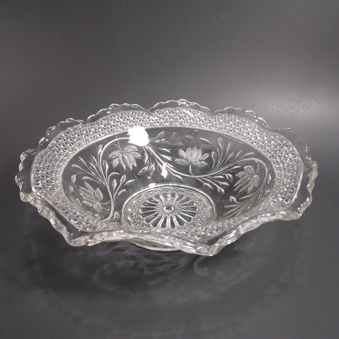 Clear Depression Glass Centerpiece Bowl | Vintage Water Lily / Lotus ...