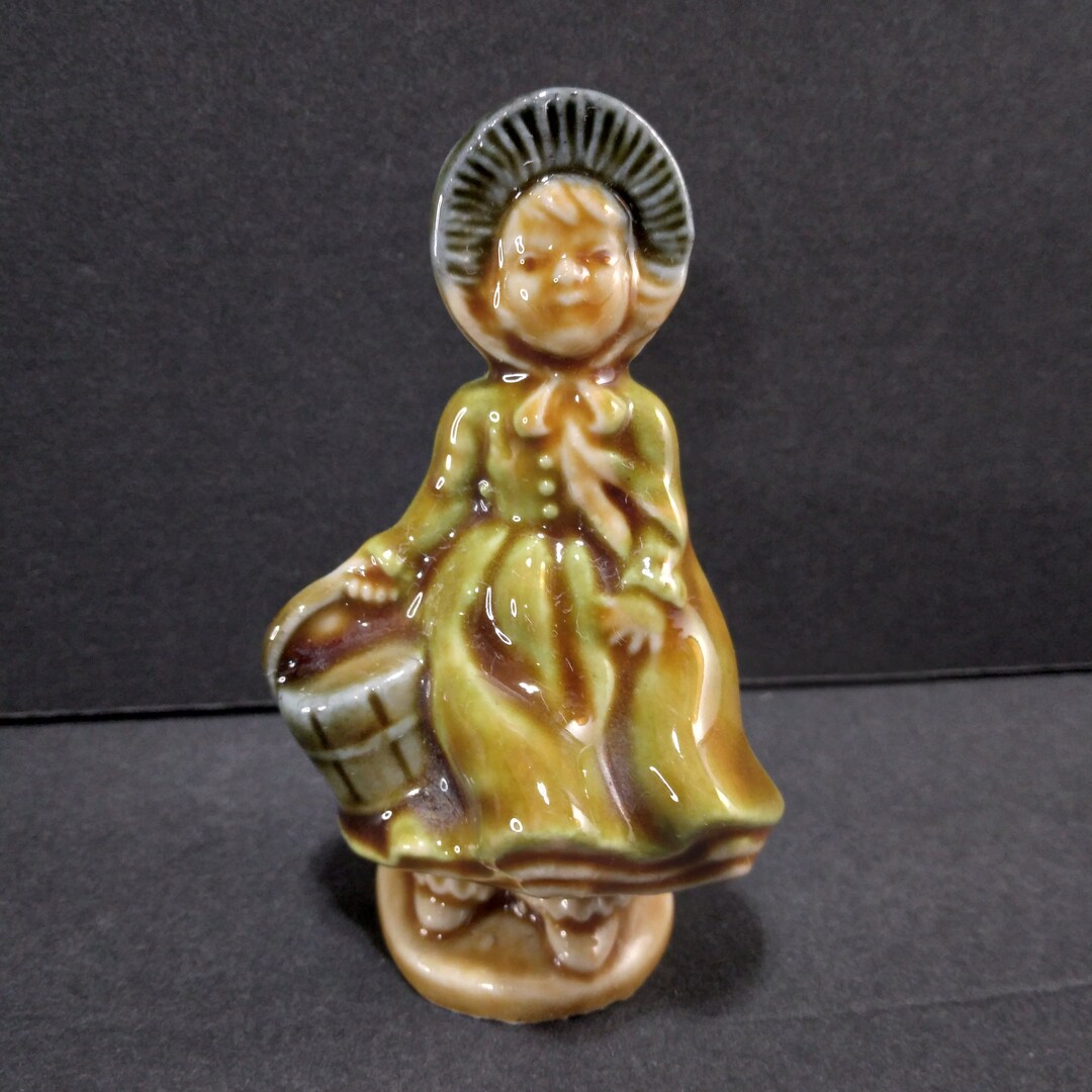 Jill Figurine From Jack & Jill Nursery Rhime, 3" Large Wade Ceramics ...