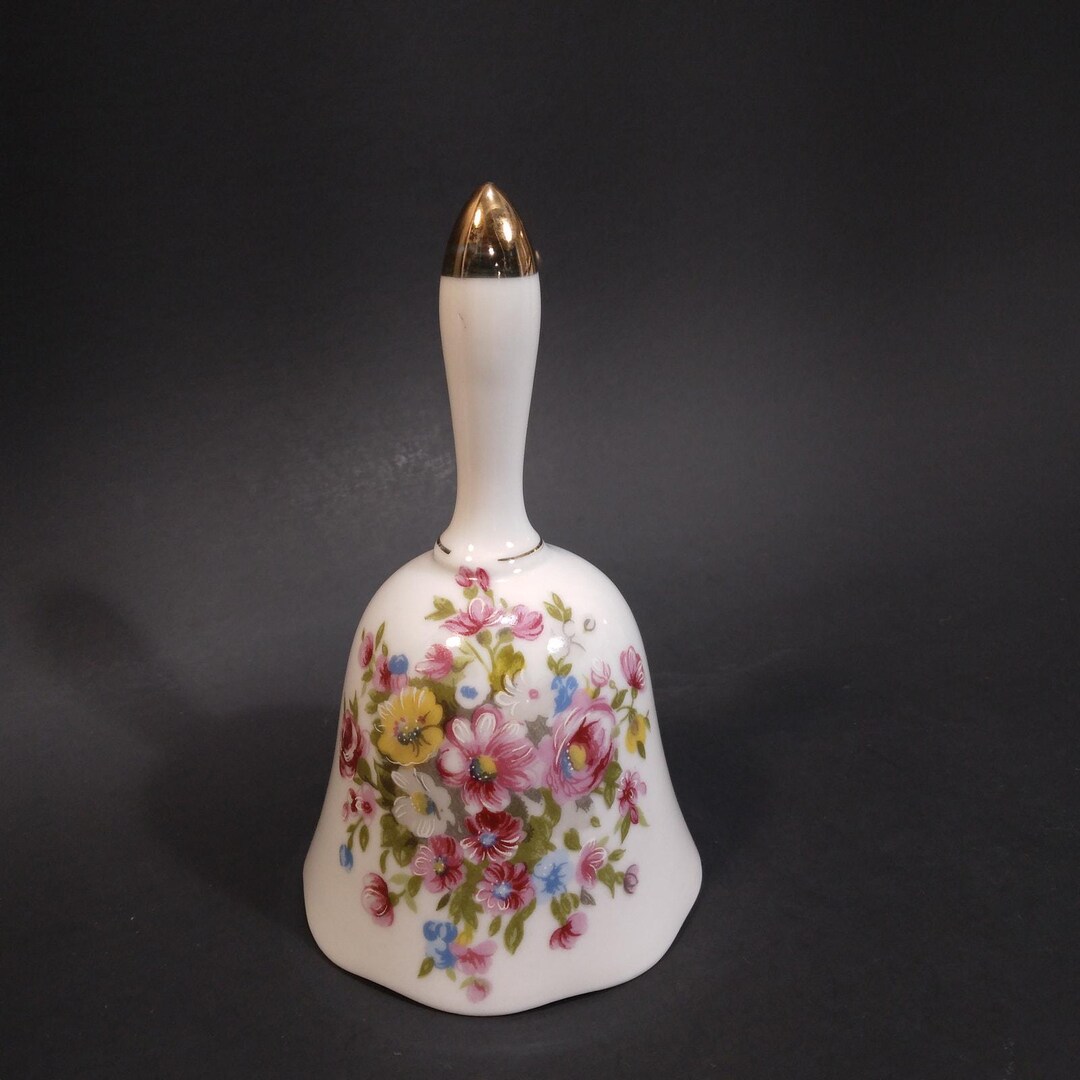 Beautiful Vintage Porcelain Painted Wildflower and Rose Floral Dinner ...