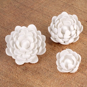 Lotus Blossom Sugar Flower Cake Topper | Gum Paste Flowers for Cake ...