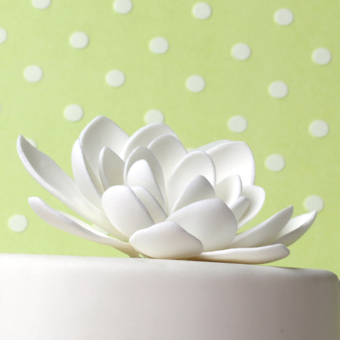 Lotus Sugar Flower Cake Topper | Gum Paste Flowers for Cake Decorating ...