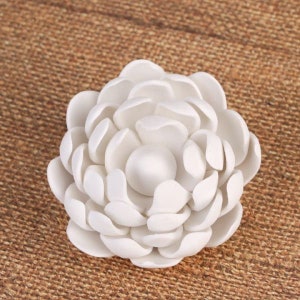 Lotus Blossom Sugar Flower Cake Topper | Gum Paste Flowers for Cake ...