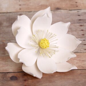 Lotus Sugar Flower Cake Topper | Gum Paste Flowers for Cake Decorating ...